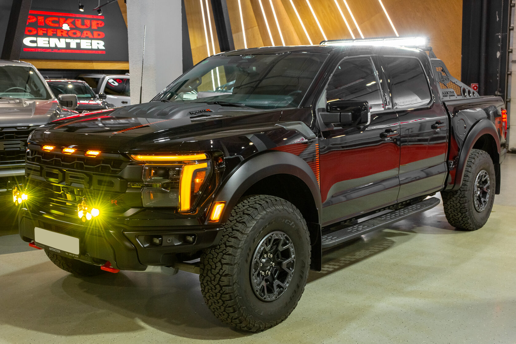 FORD F-150 RAPTOR R