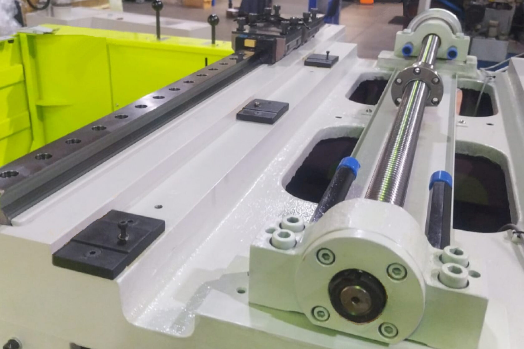 Сборка копировально-прошивных станков SEMAT