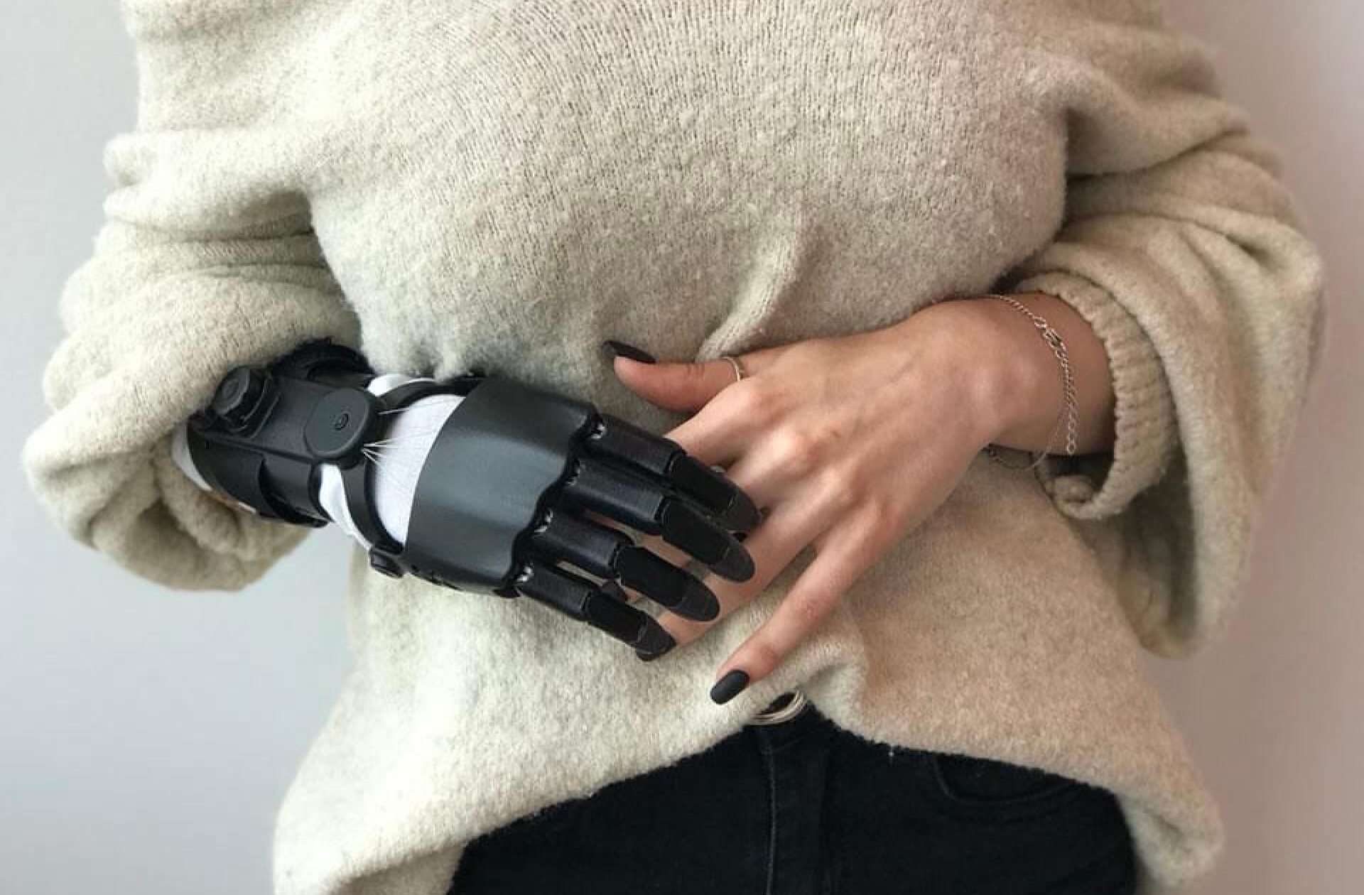 How To Choose a Prosthetic Arm