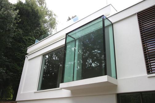 What to consider when specifying an oriel window